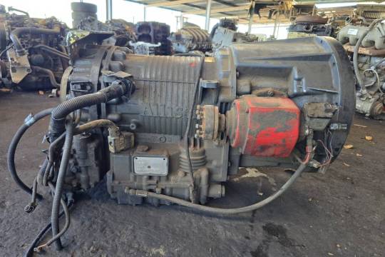 Isuzu 6SD1 spec with PTO Gearbox for sale